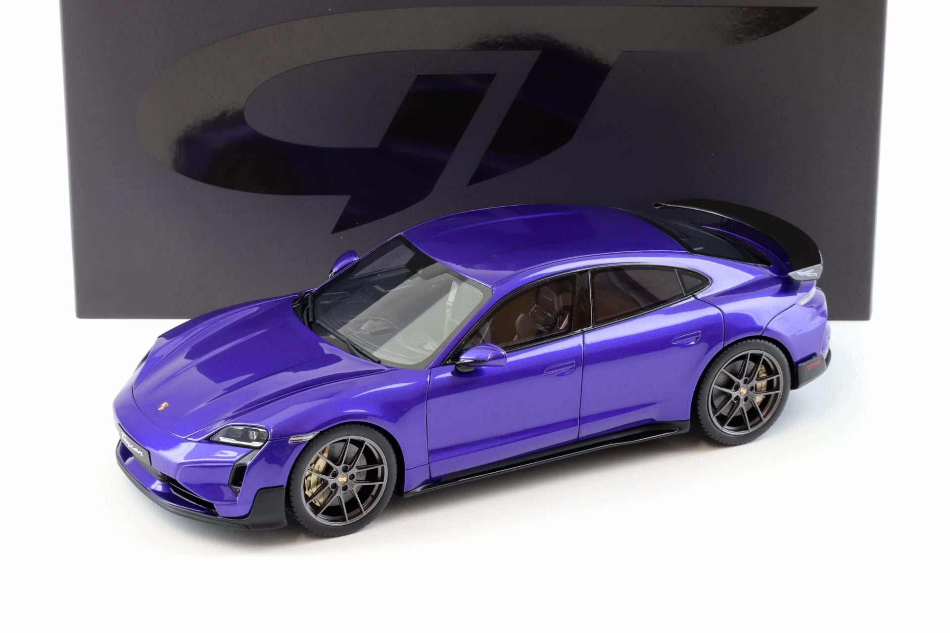 GT Spirit 2023 Porsche Taycan Turbo GT Purple Sky Metallic 1:18 – STM ...
