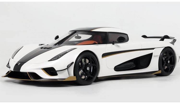 GT Spirit 2018 Koenigsegg Regera White Metallic w/ Black Stripes & Gol